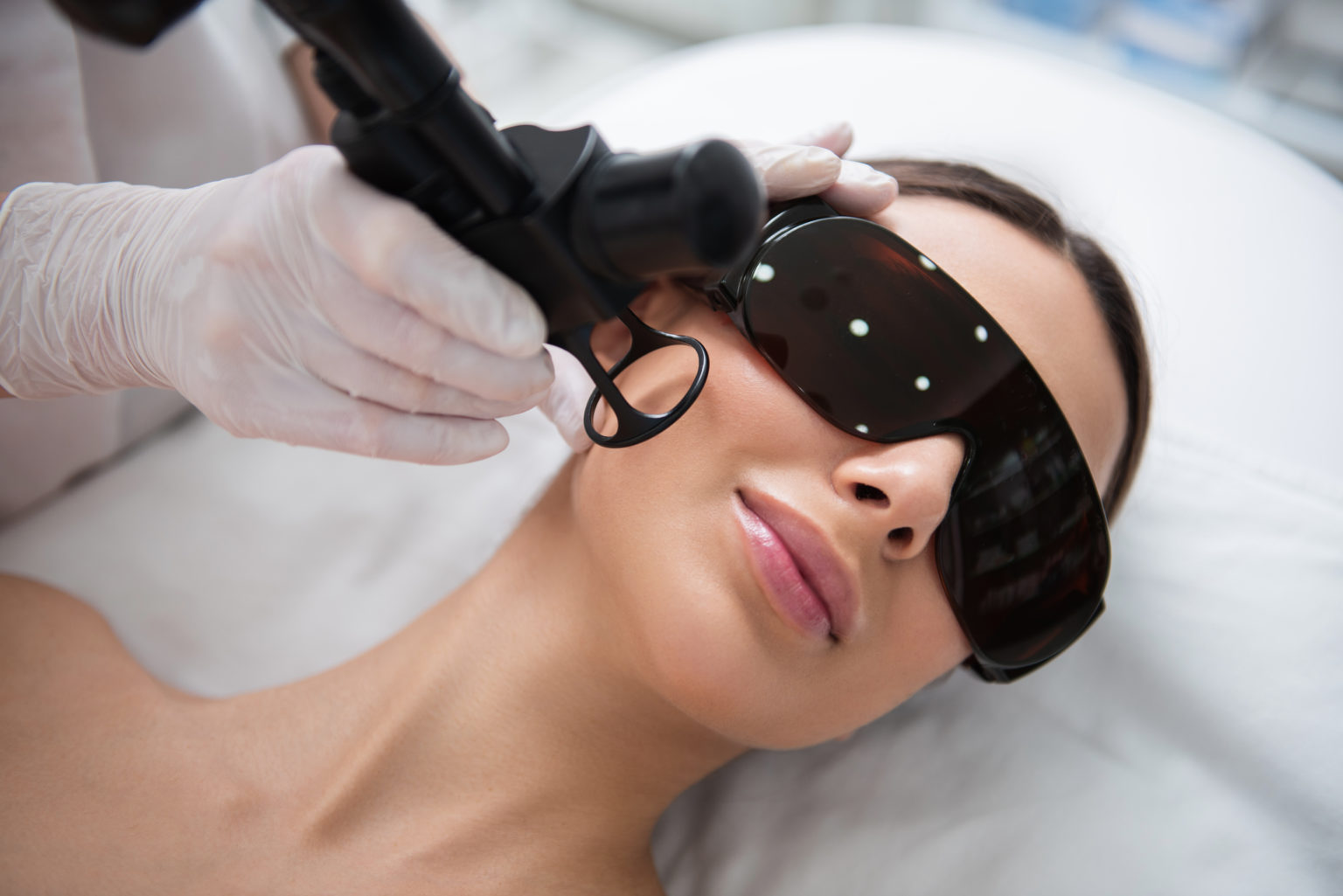 7 Things You Should Know on Laser Skin Rejuvenation - Peninsula Glow
